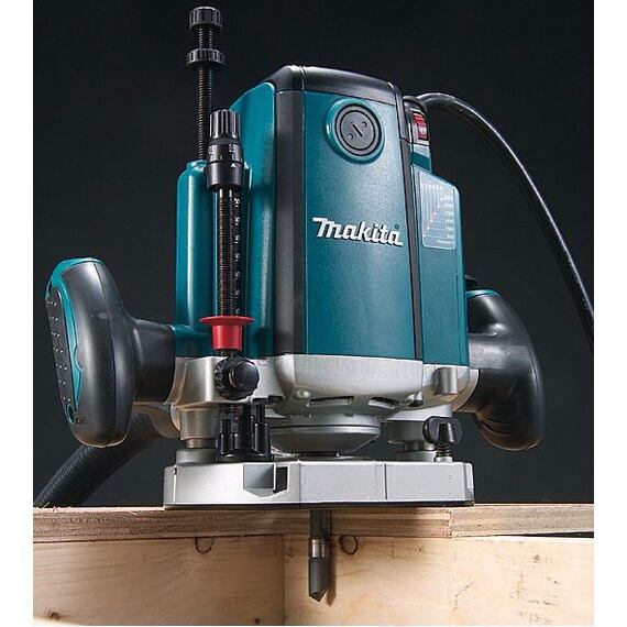 MAKITA RP2300FCXJ horní frézka s regulací 2300W, systainer - Nářadí Hornig